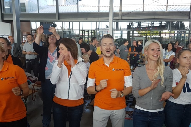 Gieraths feiert 90. Geburtstag mit buntem Fest