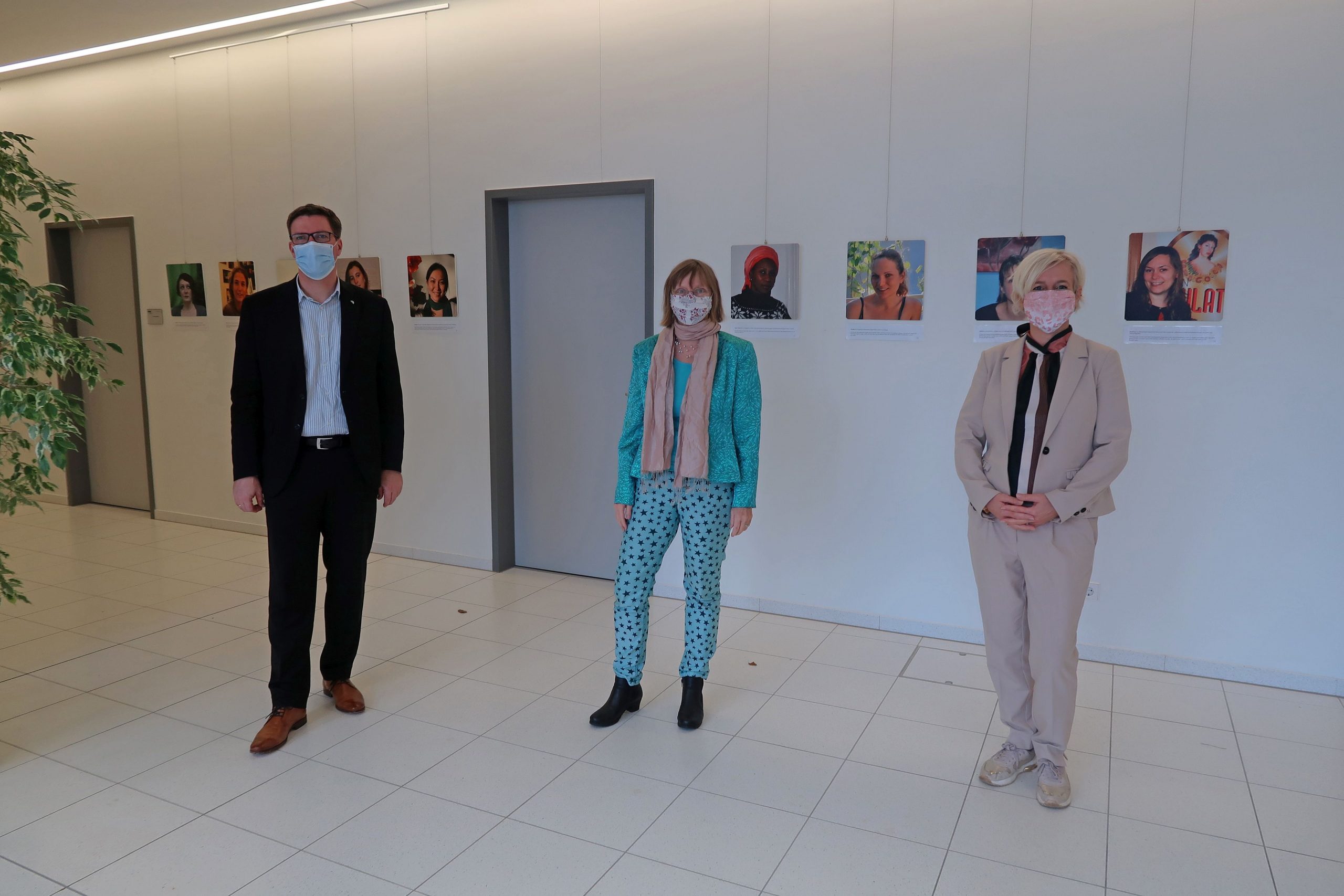 Zeichen setzen gegen Gewalt an Frauen - Bürgerportal Bergisch Gladbach