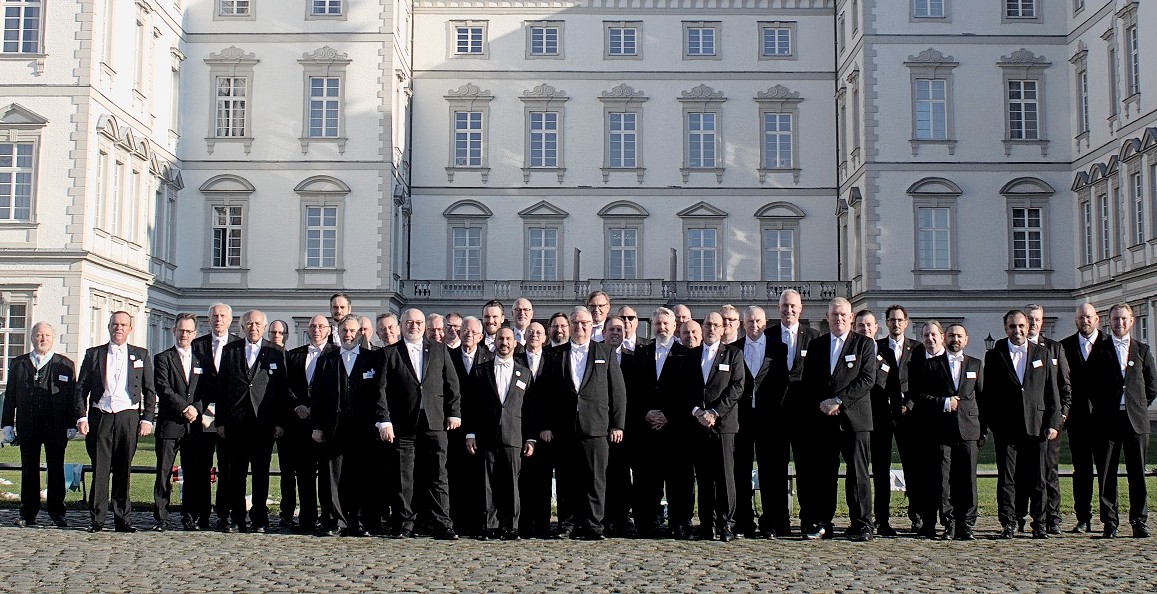 Freimaurerloge Matteo Alberti feiert 25-jähriges Bestehen ...