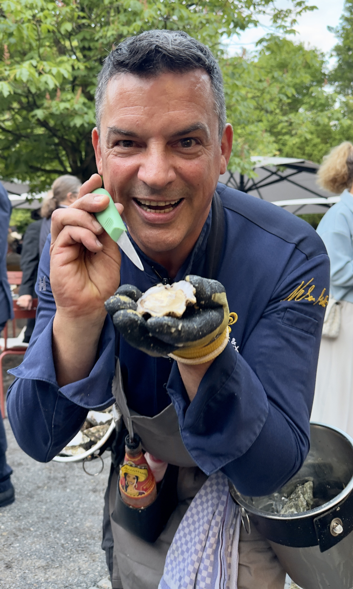 Diepeschrather Mühle: Nelson Müller singt und feiert Grand Opening ...